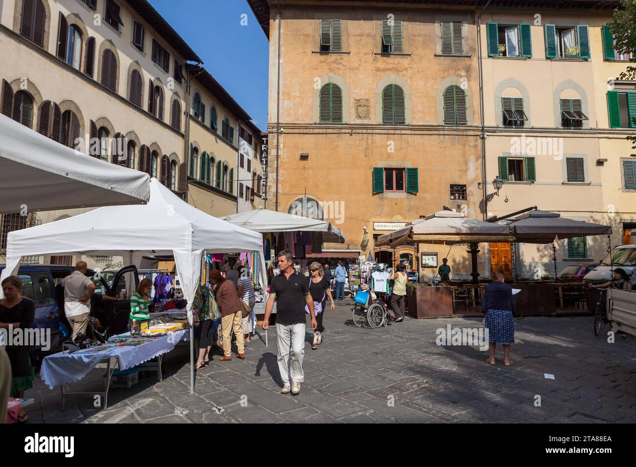Public market in Florence, Italy Stock Photo - Alamy