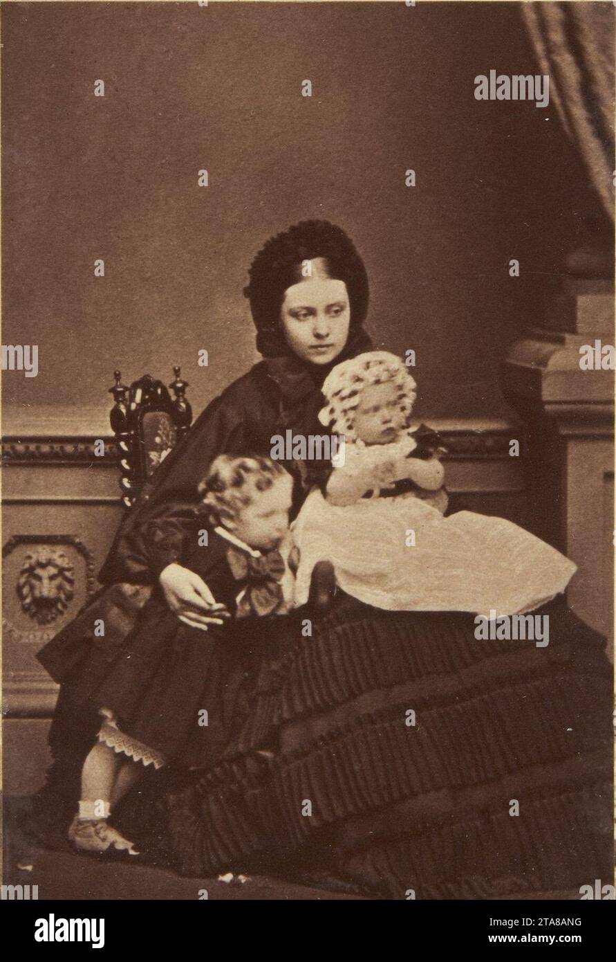 Victoria, Crown Princess of Prussia with her children Stock Photo - Alamy