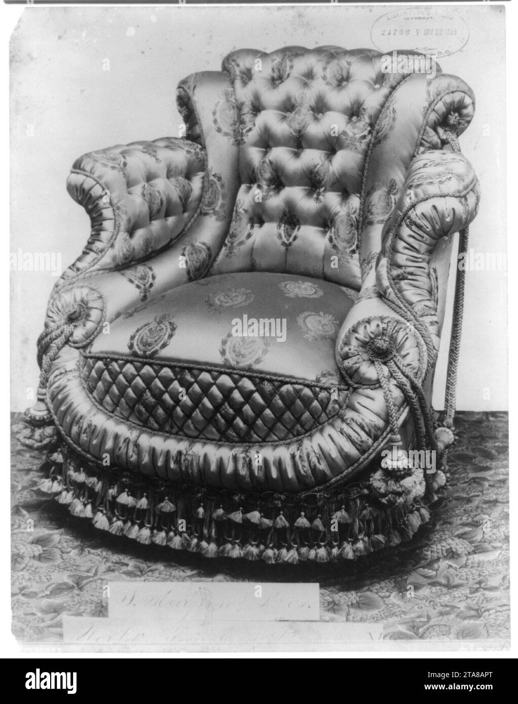 Victorian chairs and sofas Stock Photo - Alamy