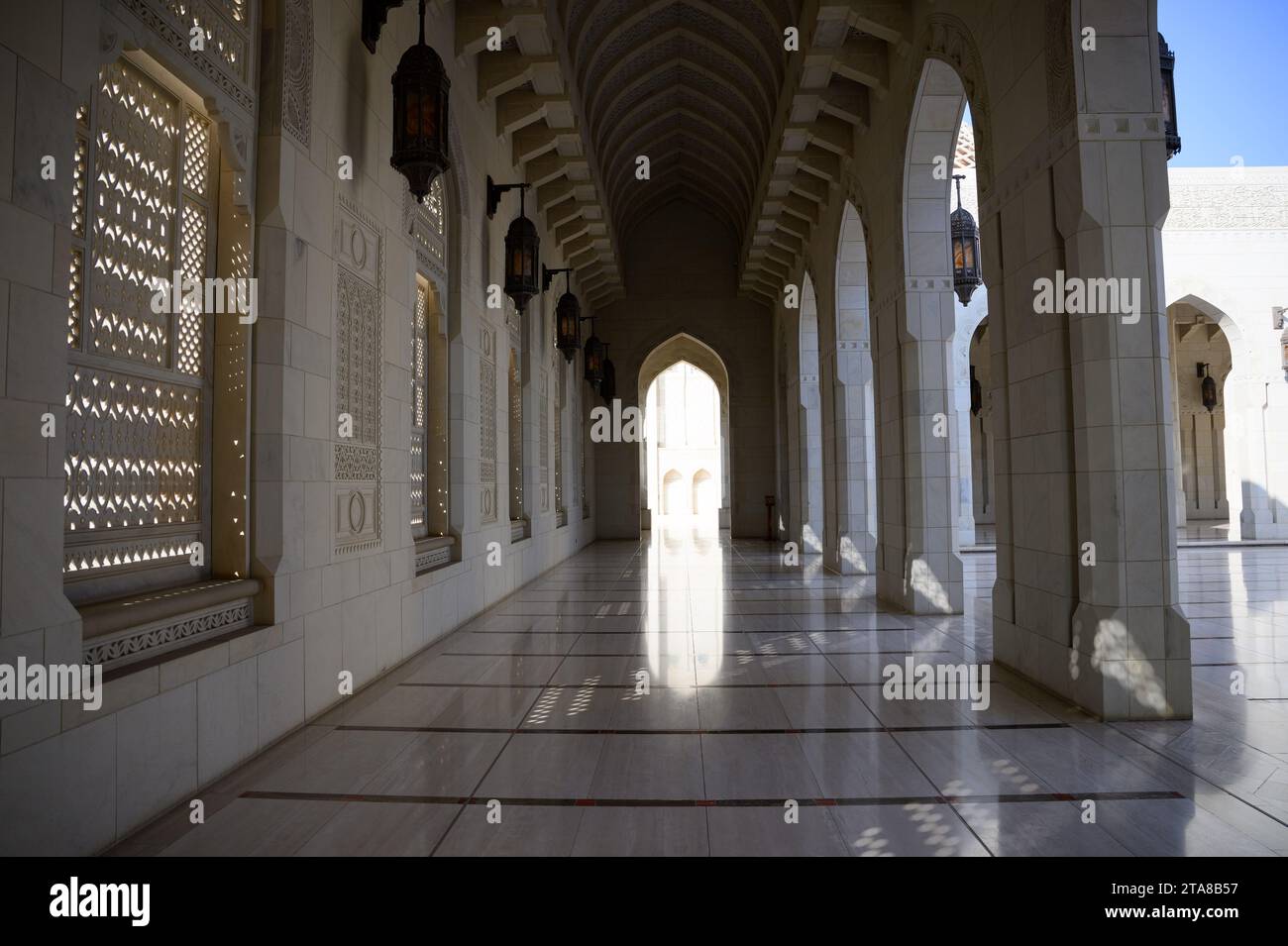 Maskat, Oman. 29th Nov, 2023. The Sultan Qabus Grand Mosque in Muscat ...