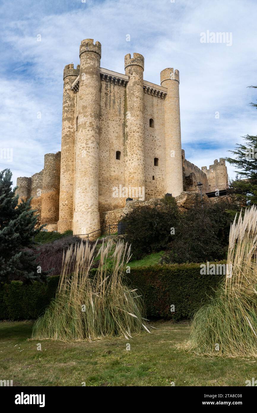 Leon walls hi-res stock photography and images - Alamy