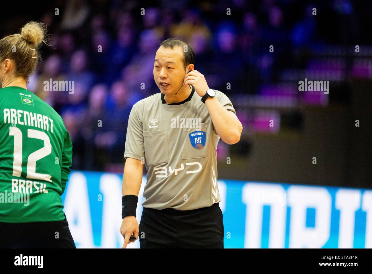 Frederikshavn, Denmark. 29th Nov, 2023. One of the Korean referees seen during the IHF World ...