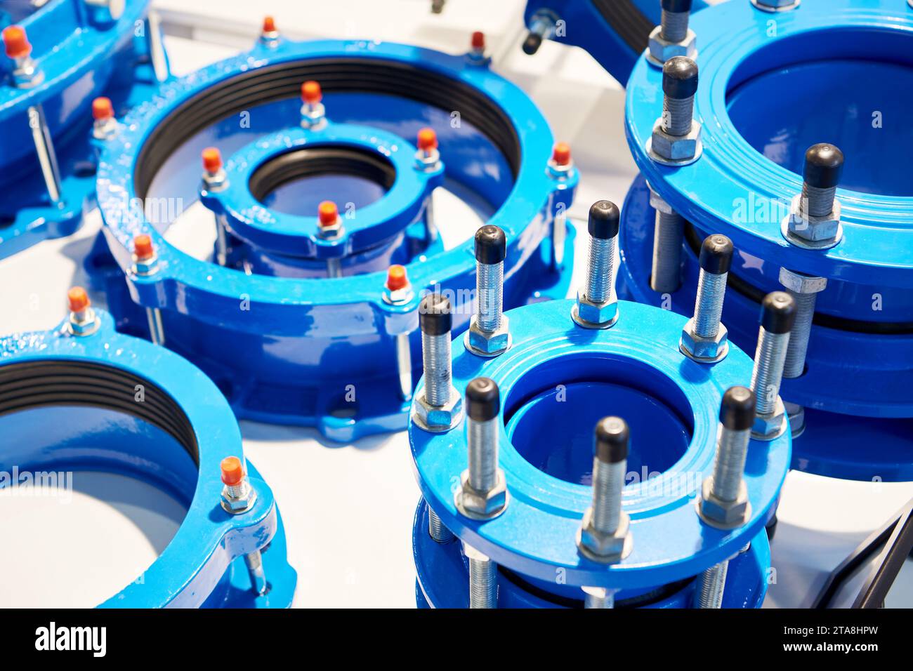 Compensating coupling of shut-off valves of the water supply system at ...