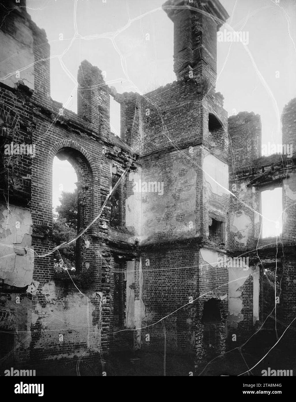 View interior ruins Rosewell Plantation by Frances Benjamin Johnston ...