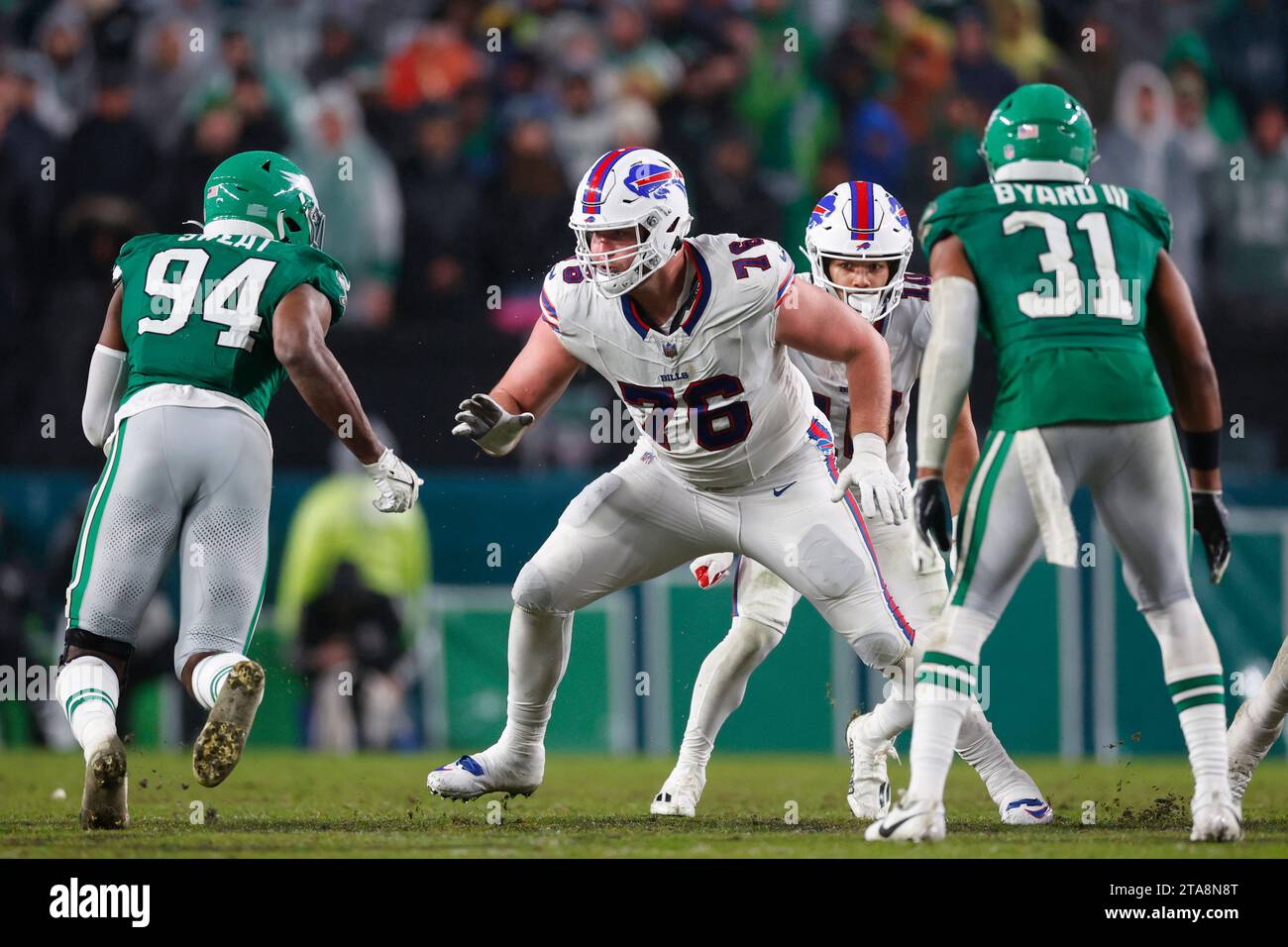 Buffalo Bills guard David Edwards (76) in action looks to block ...