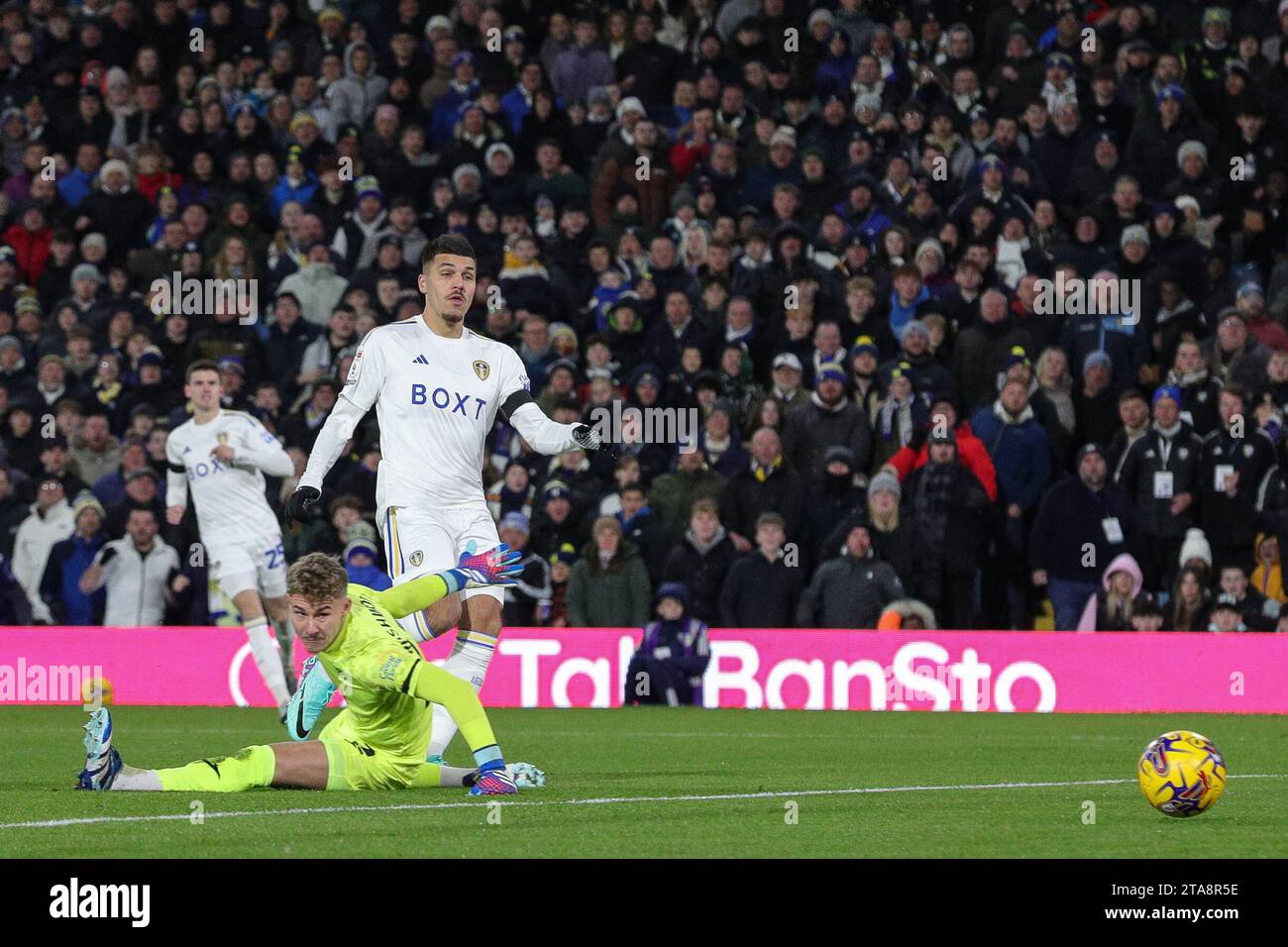 Joël Piroe #7 of Leeds United scores a goal and makes it 1-1 during the ...