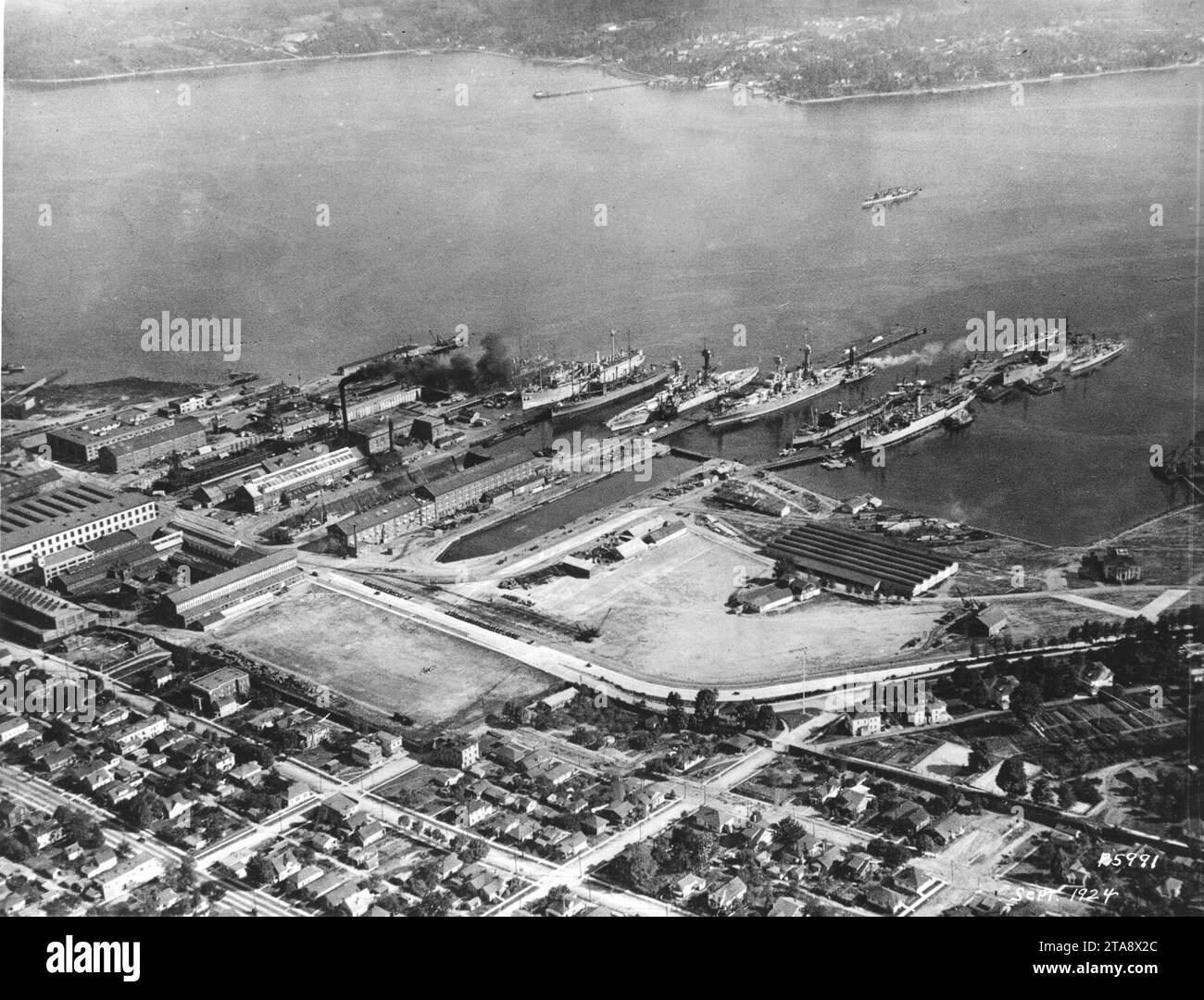 View of Puget Sound Navy Yard in September 1924 Stock Photo - Alamy