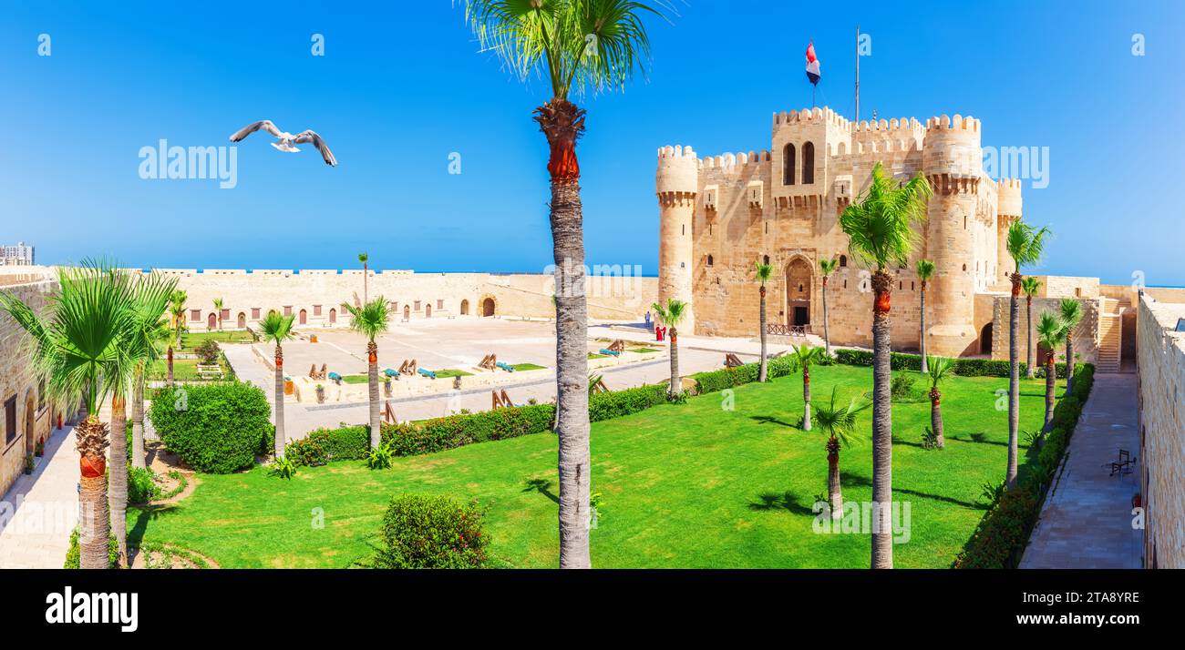 Citadel of Qaitbay, former Lighthouse of Alexandria, full view on the ...