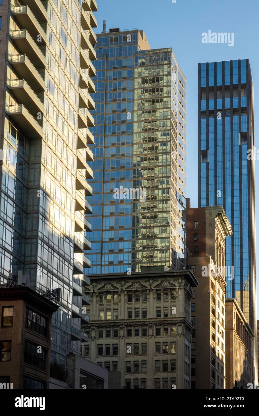 High-rise condominiums and office buildings line 5th Avenue in the ...