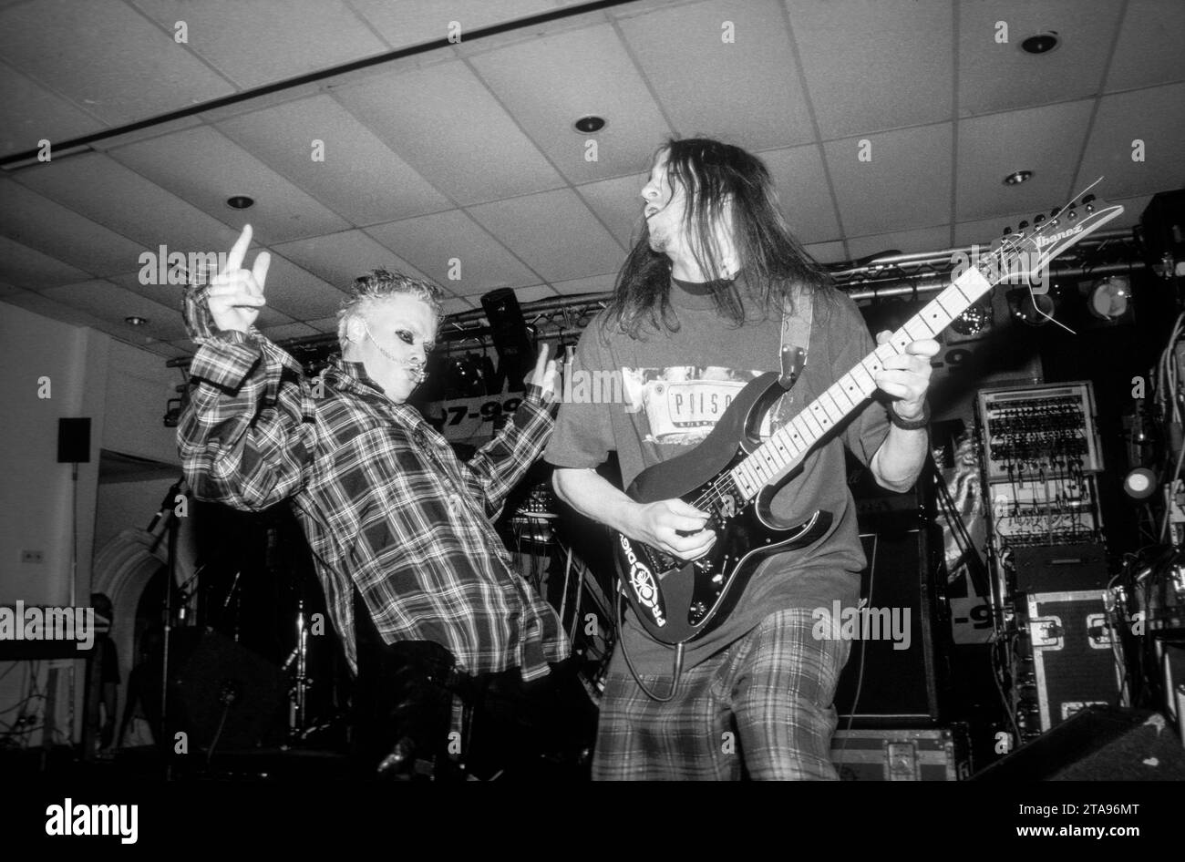 KEITH FLINT, PRODIGY, LIVE, 1995: Keith Flint (1969-2019) of the ...