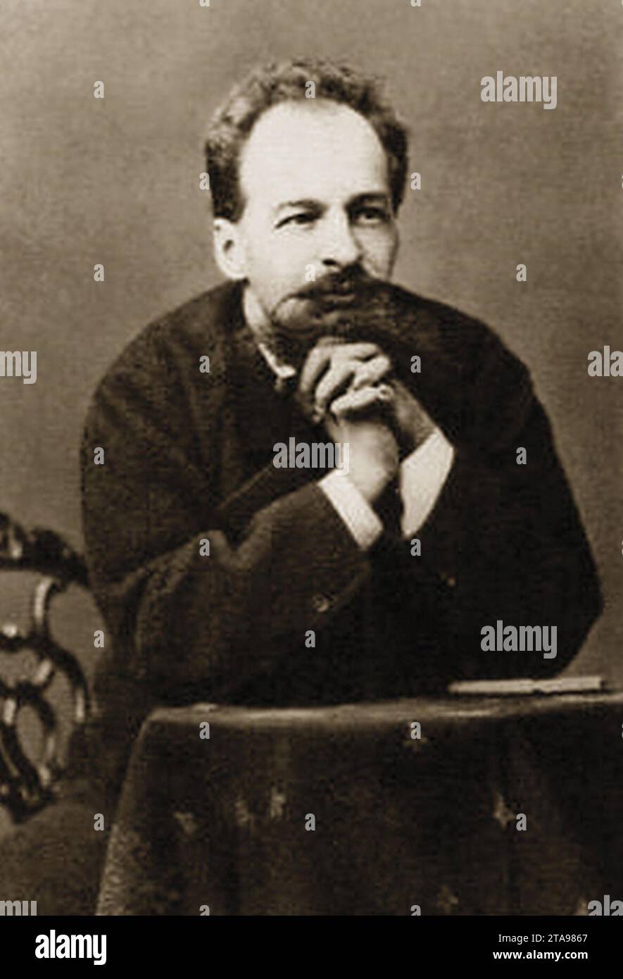 Gartman hi-res stock photography and images - Alamy