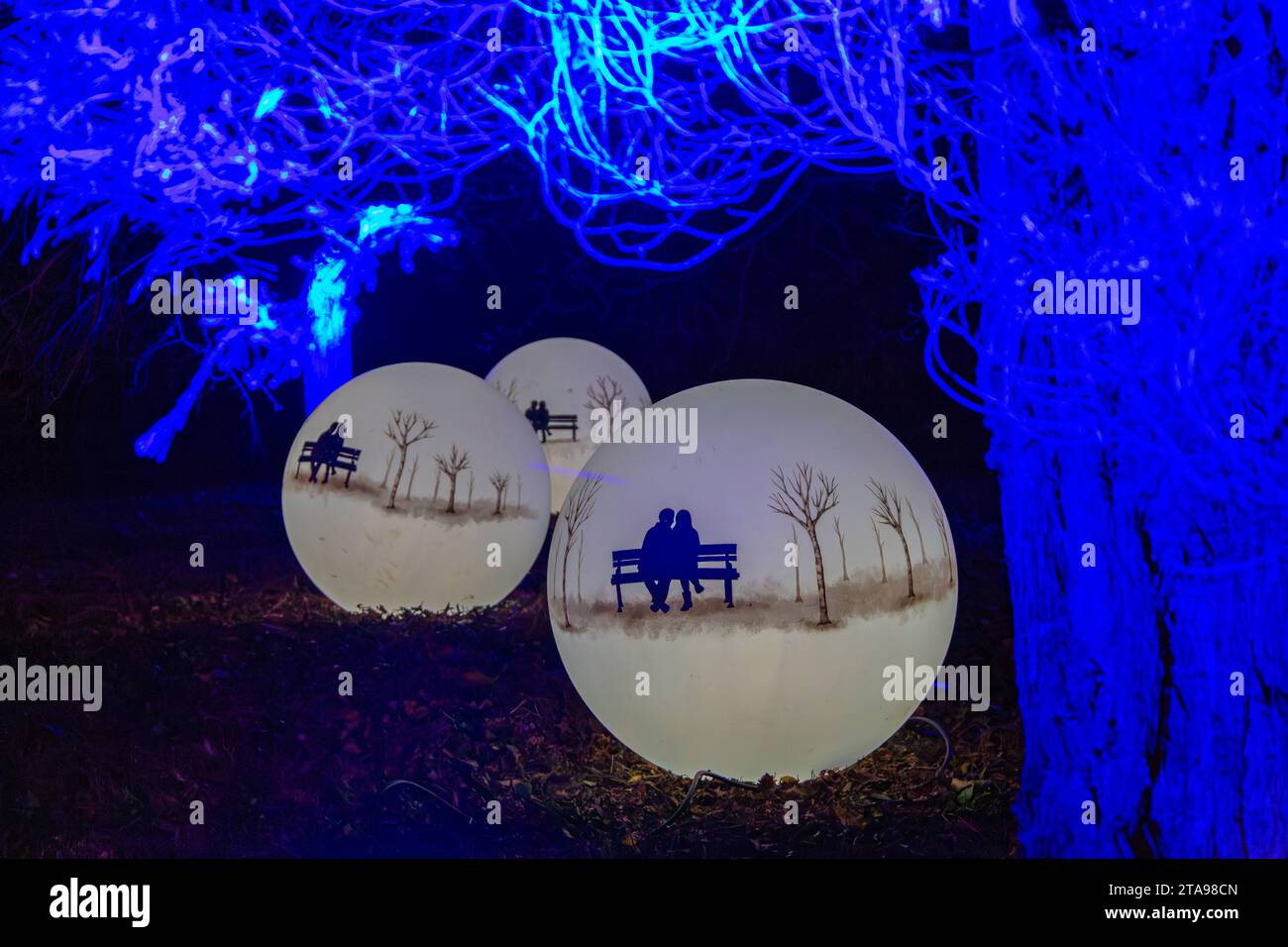 Romsey, Hampshire UK. 29th November 2023. Preview evening of Light Up ...