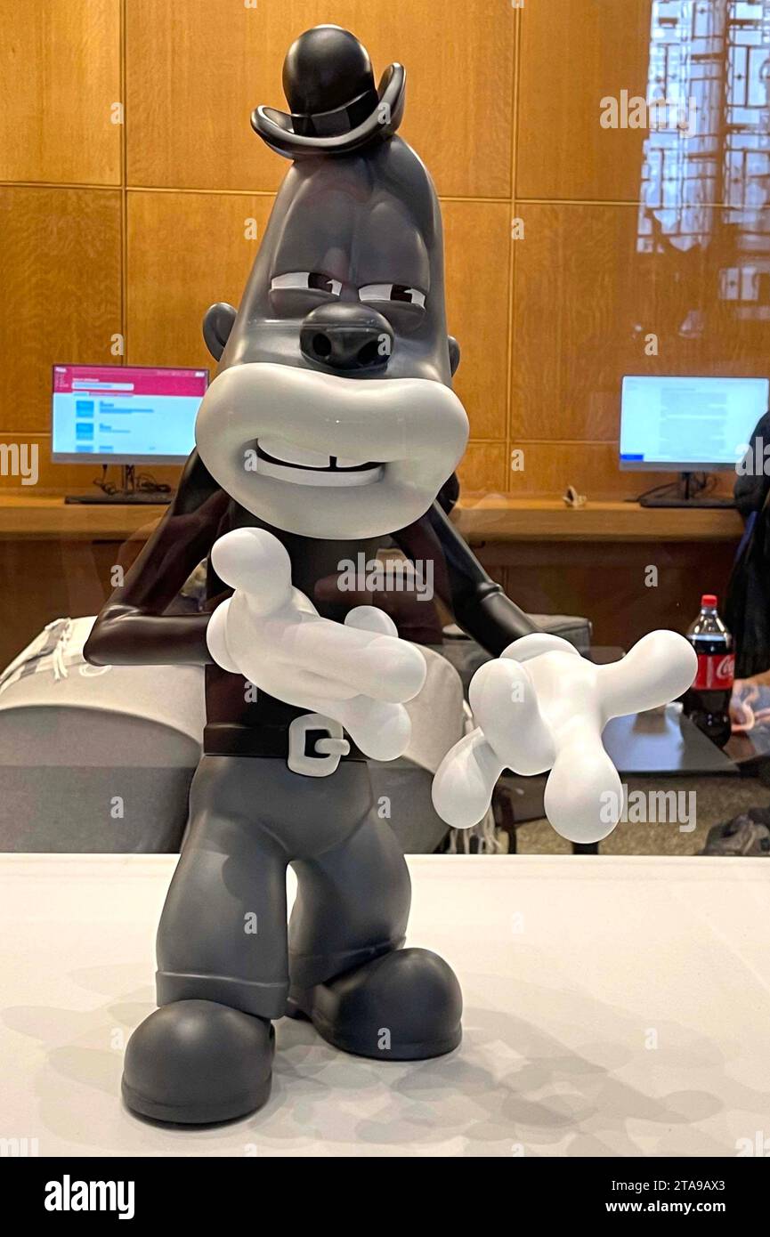 New York, New York, USA. 29th Nov, 2023. A view of the JayBo sculpture ...