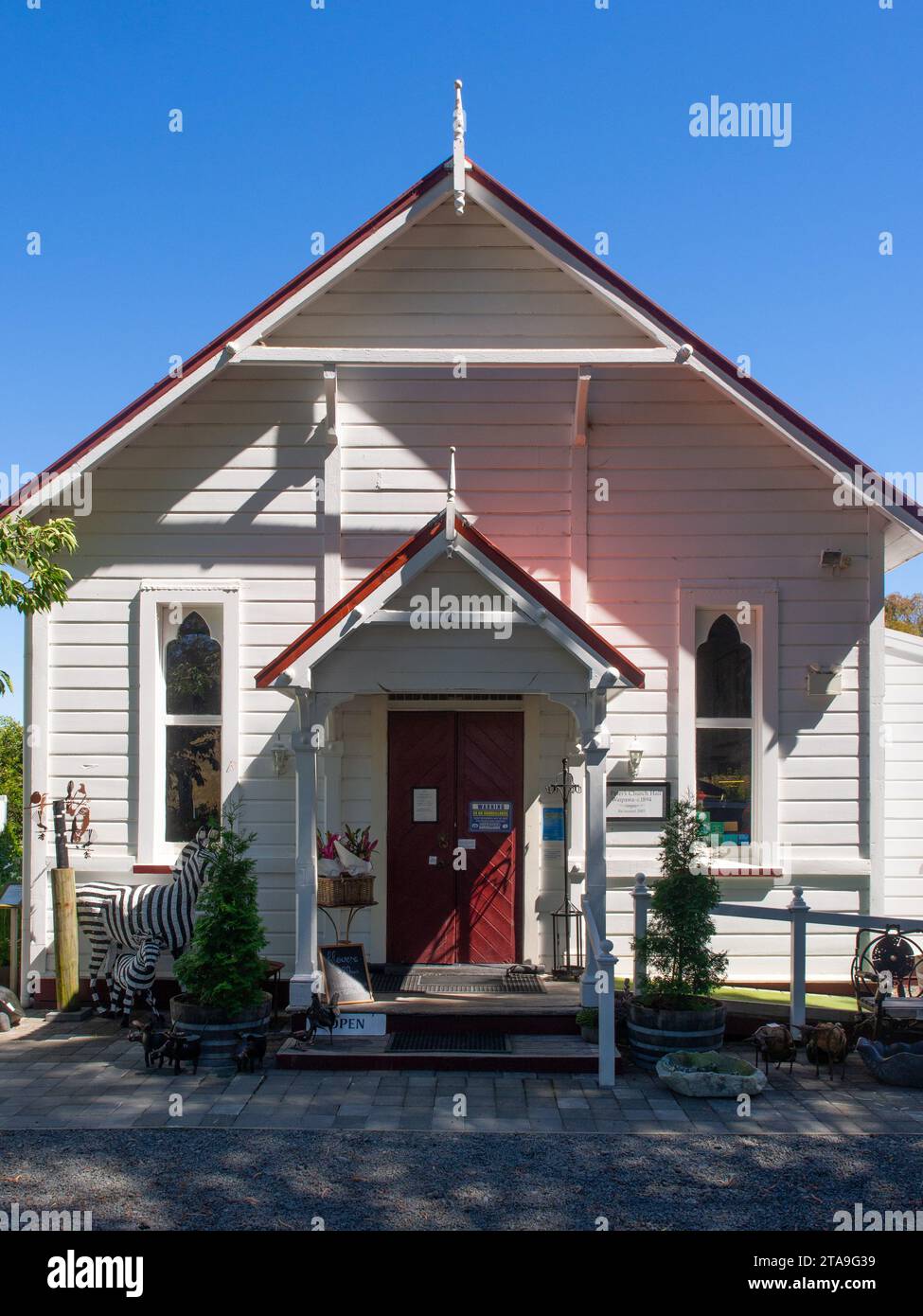 Cute White Cottage Building Stock Photo - Alamy