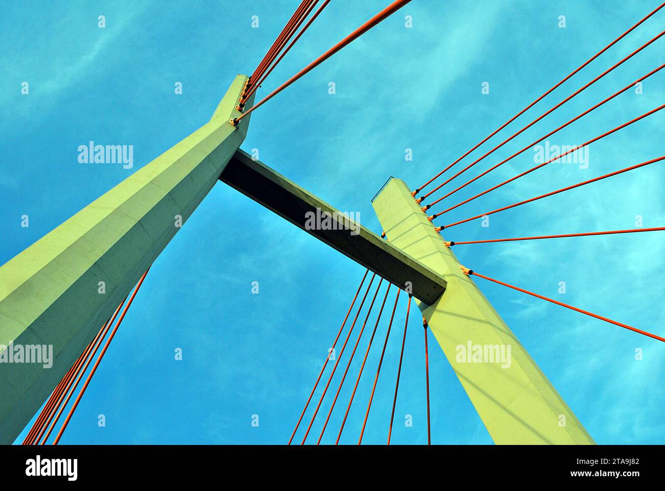 Bridge pole detail steel cable hi-res stock photography and images - Alamy