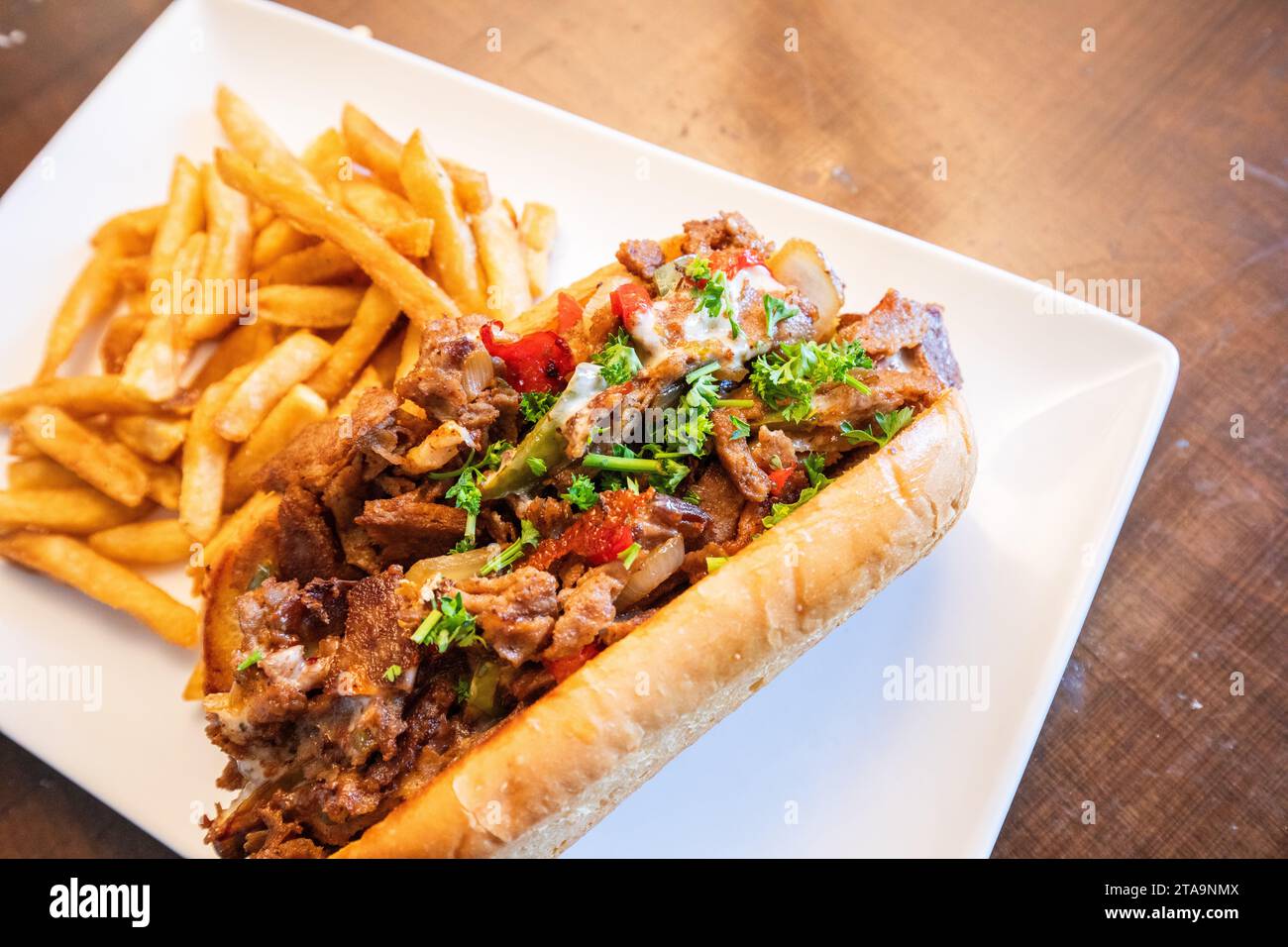 Philly cheese steak sandwich bun hi-res stock photography and images ...