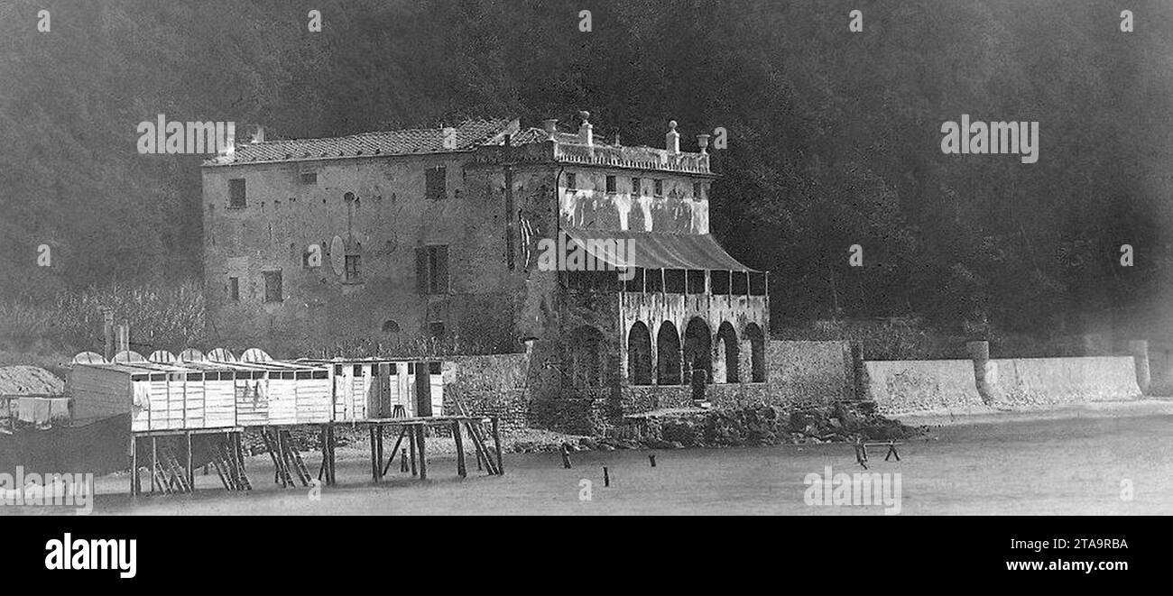 Villa Magni at San Terenzo 1880 Stock Photo - Alamy
