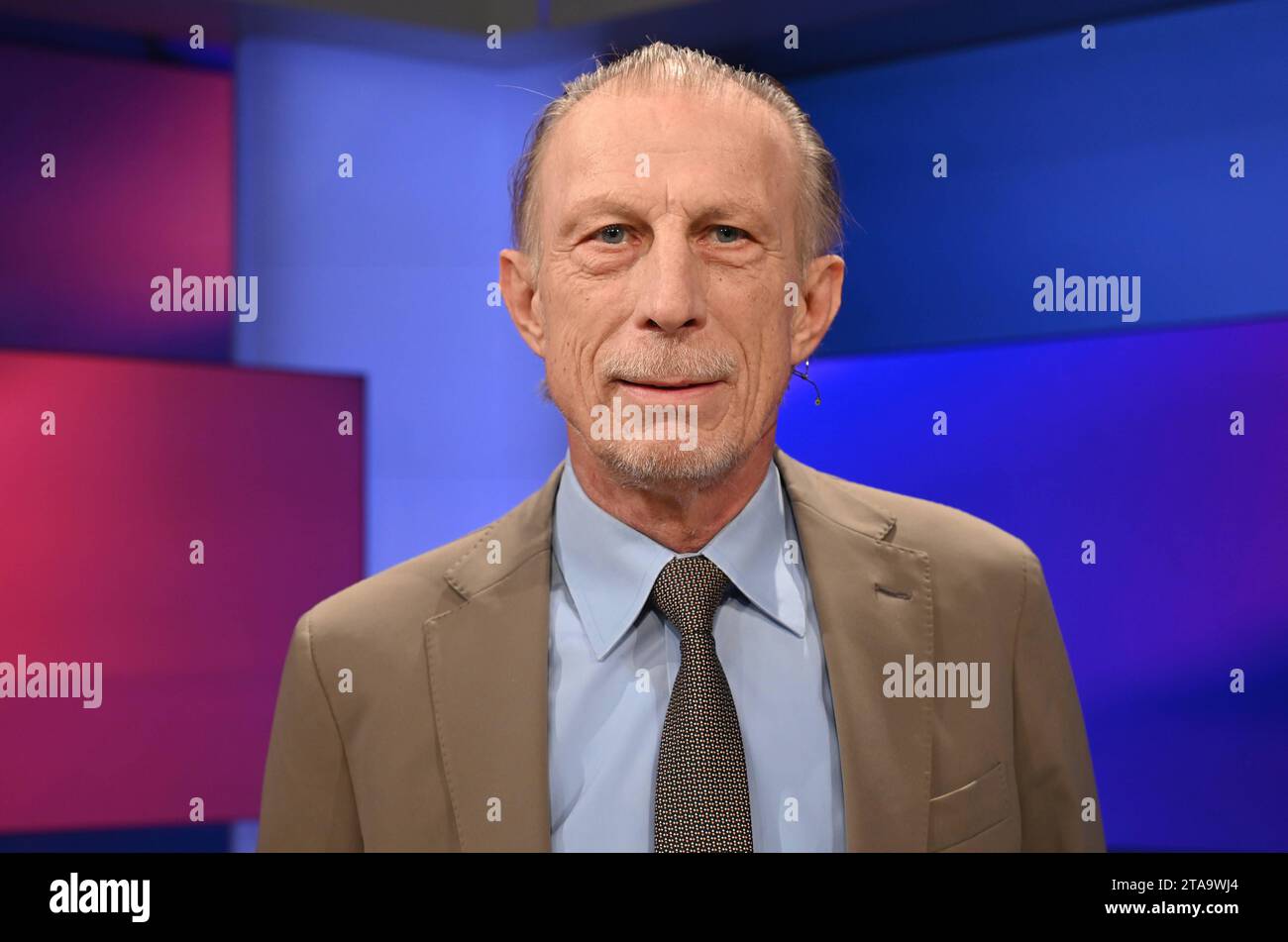 Fußballtrainer Christoph Daum zu Gast in der ARD Talkshow Maischberger ...