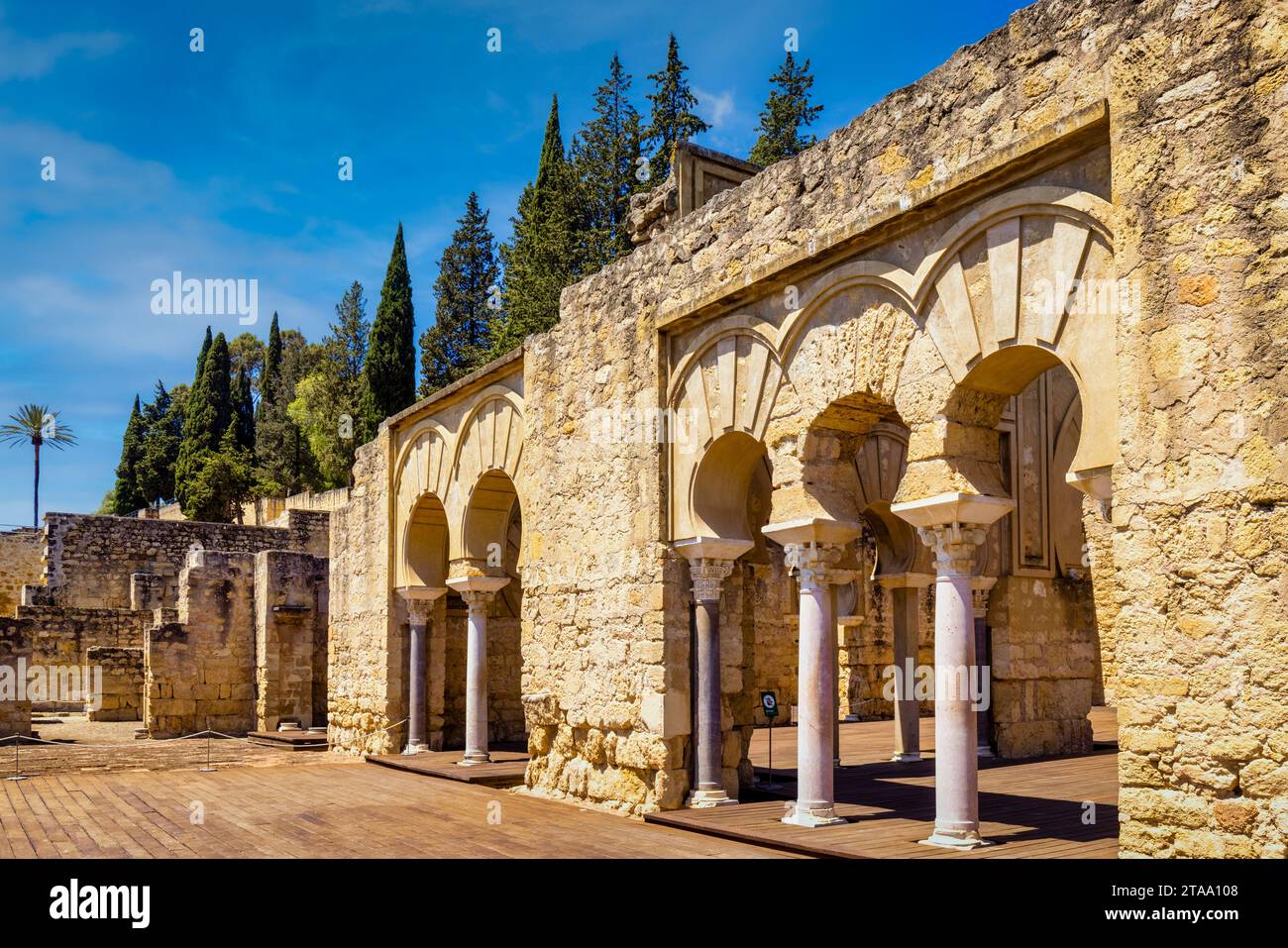 Upper Basilical Hall, Medina Azahara, Spain Stock Photo - Alamy