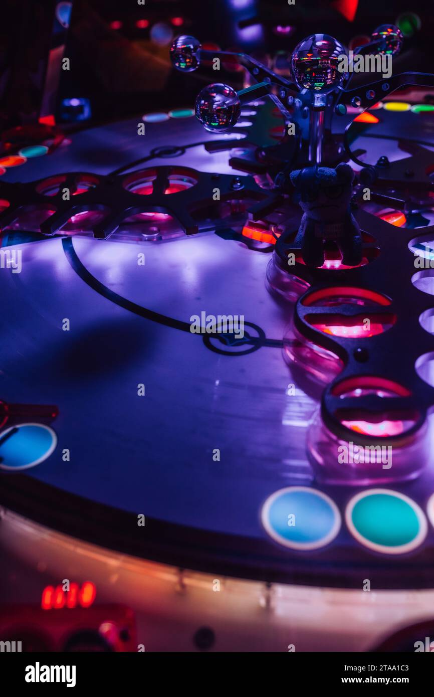 arcade game at Gameworks Stock Photo - Alamy