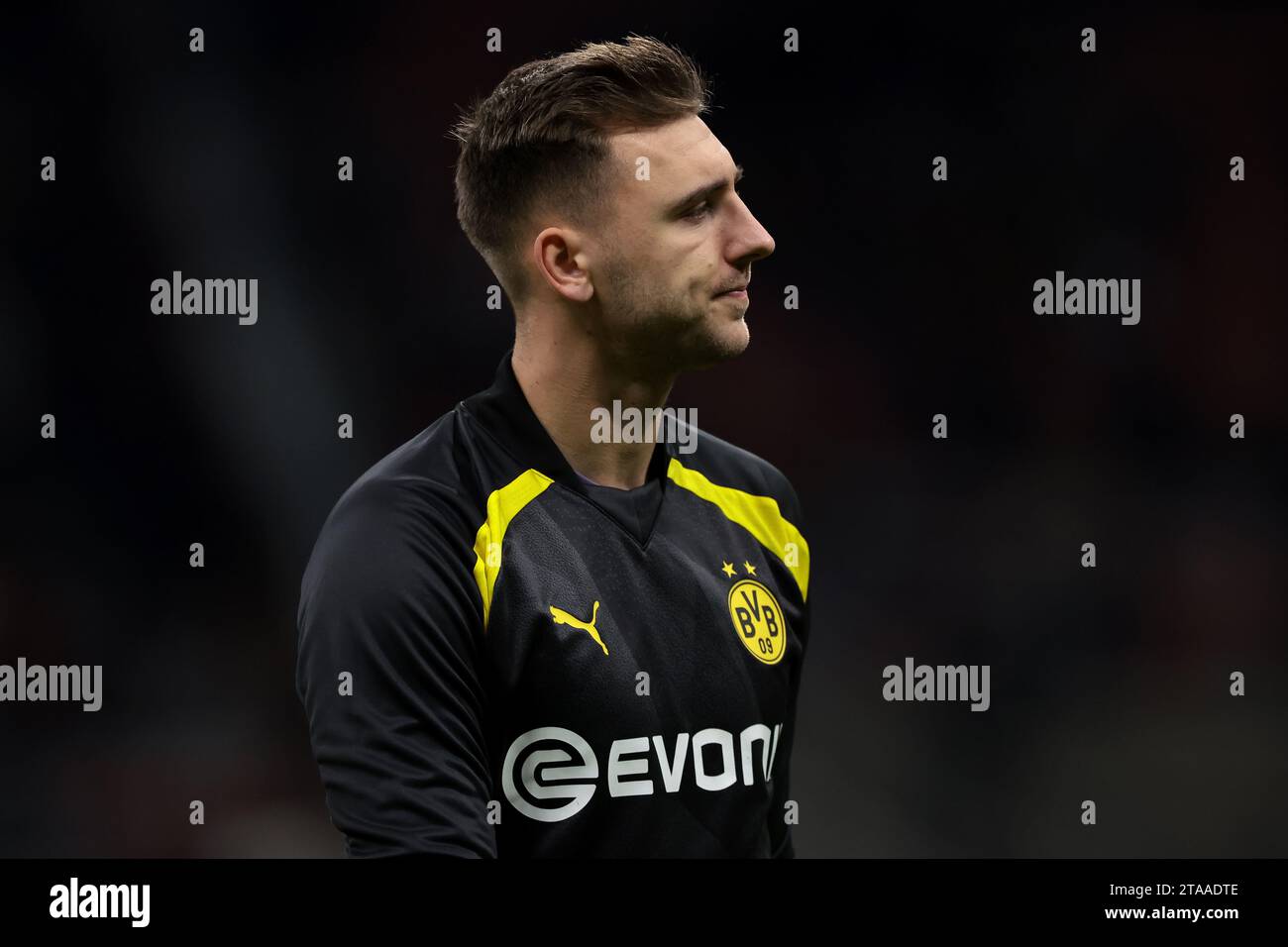 Marcel lotka borussia dortmund hi-res stock photography and images - Alamy