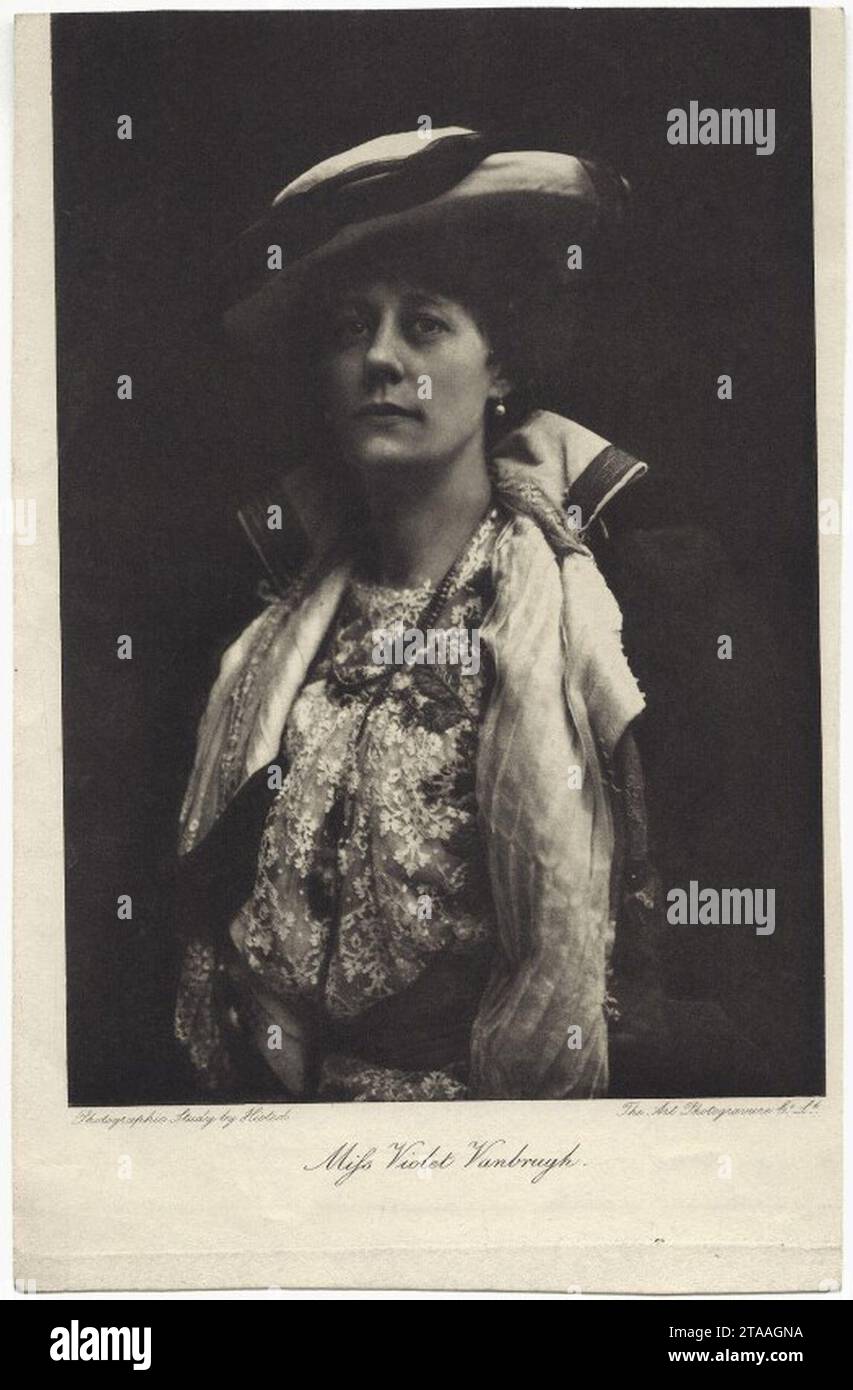 Violet barnes hi-res stock photography and images - Alamy