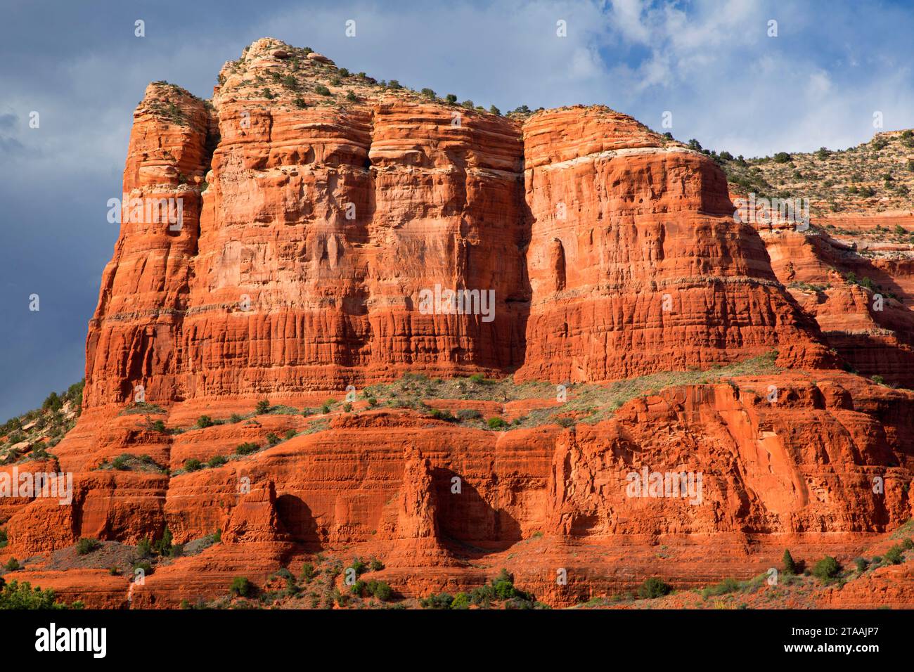 Courthouse Butte from Bell Rock Vista, Red Rock Scenic Byway, Coconino ...