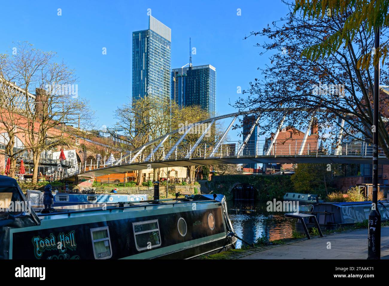 Manchester canal with barges at castlefield hi-res stock photography ...