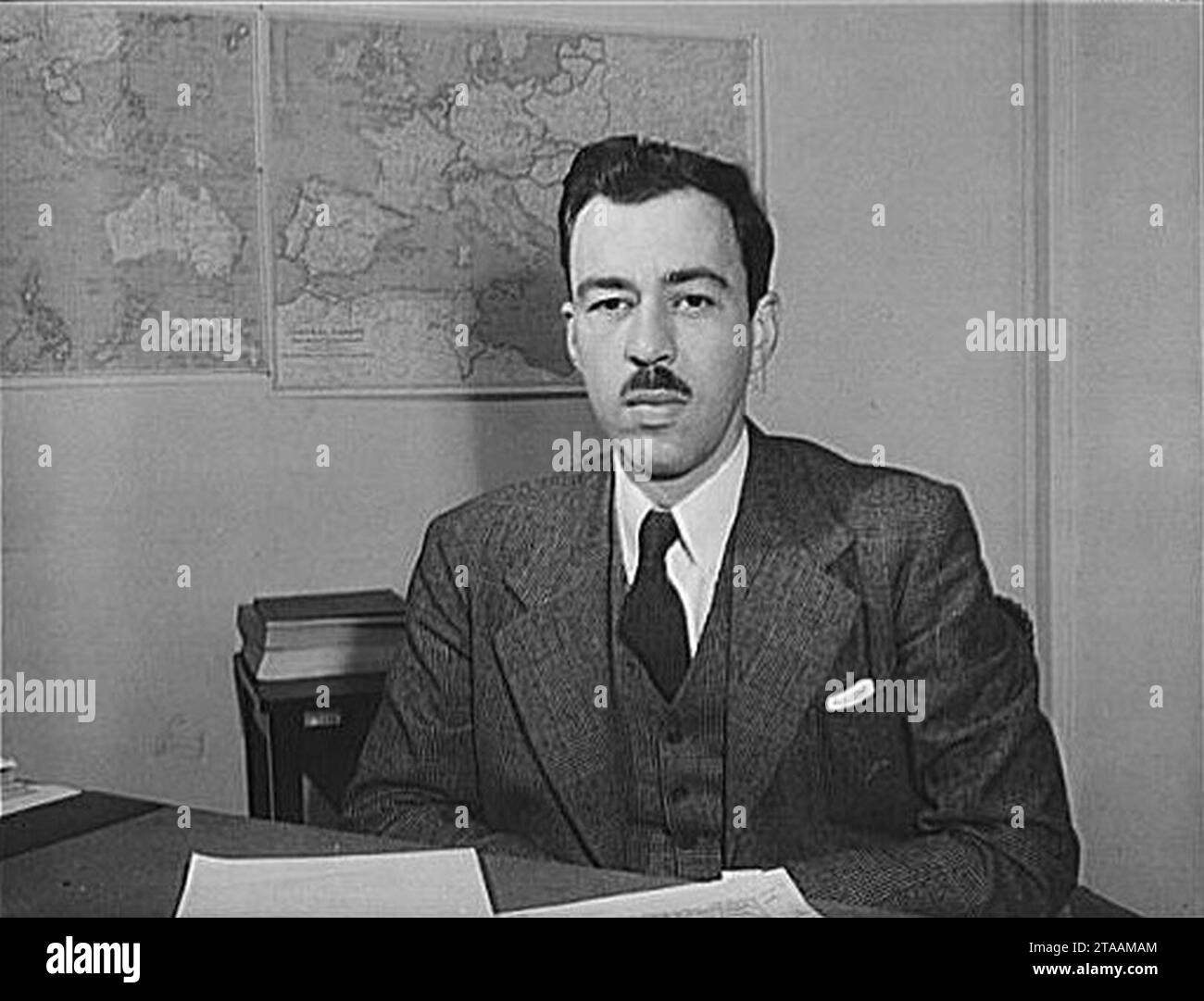 Frank coe hi-res stock photography and images - Alamy