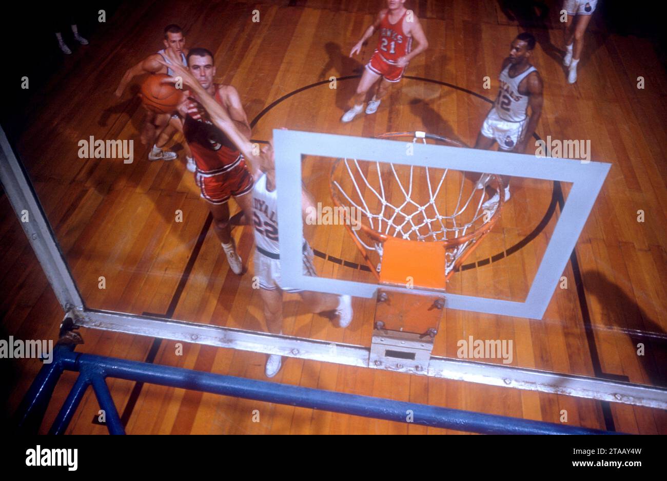 CINCINNATI, OH - NOVEMBER 2: Bob Pettit #9 of the St. Louis Hawks has ...