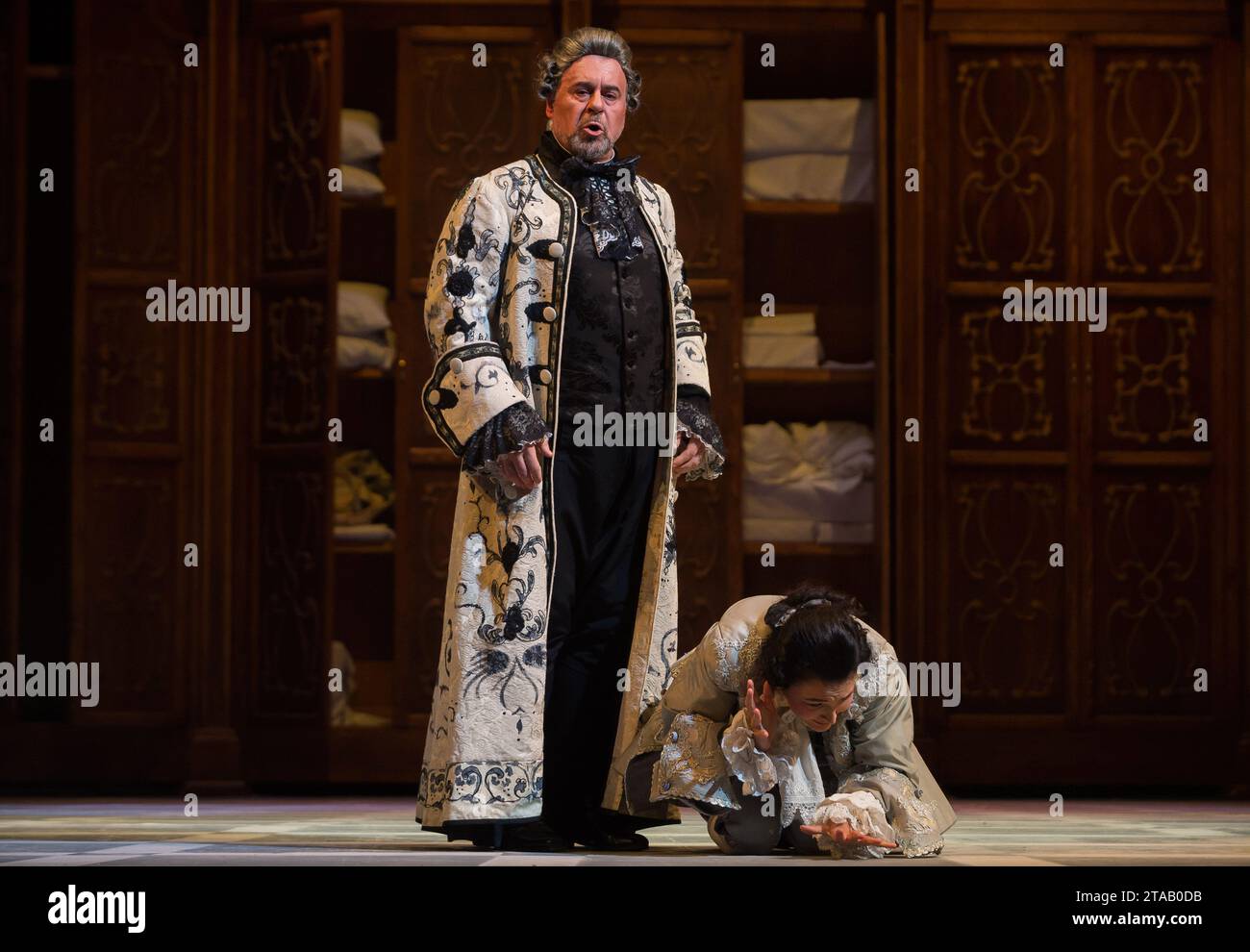 Commedia per musica hi-res stock photography and images - Alamy