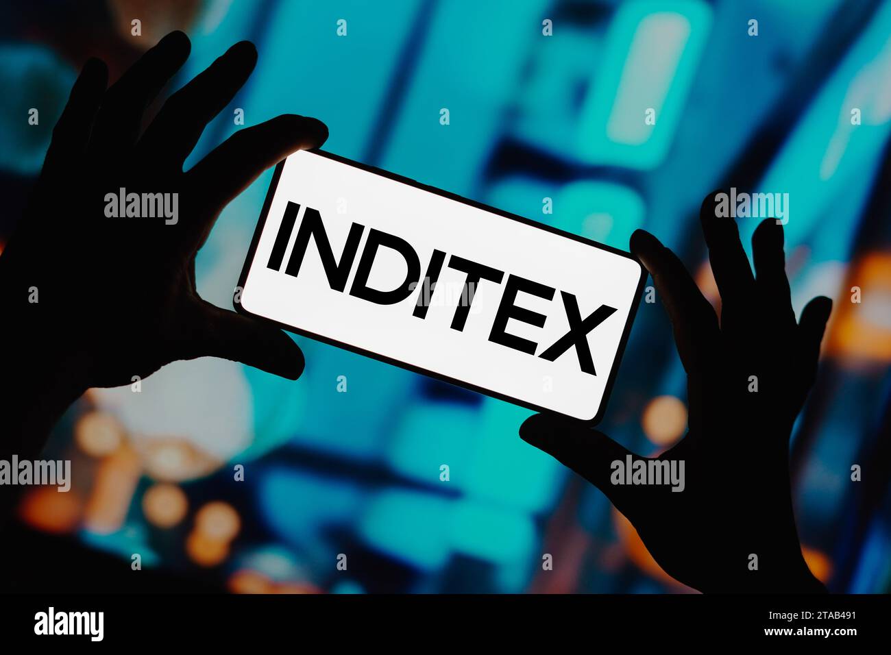 Inditex logo hi-res stock photography and images - Alamy