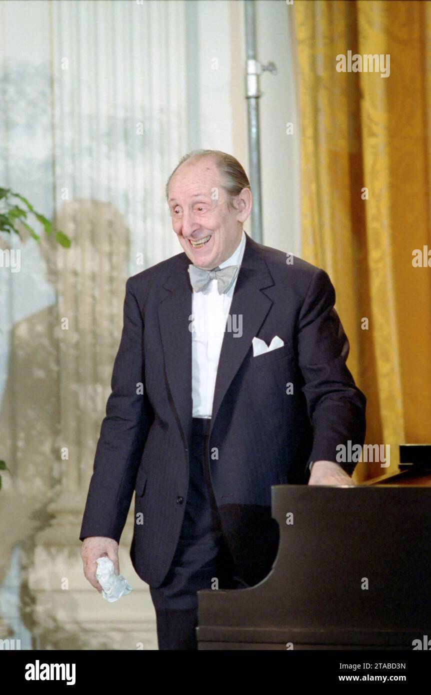 Vladimir horowitz hi-res stock photography and images - Alamy