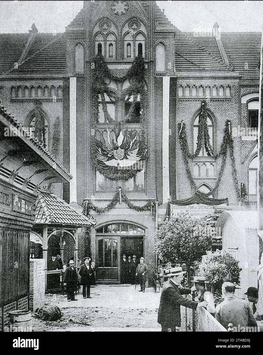 Vlb hi-res stock photography and images - Alamy