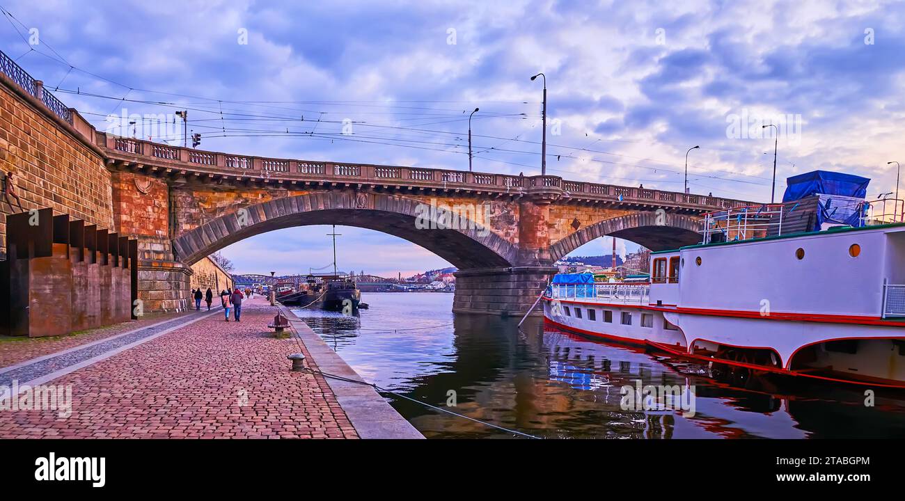 Naplavka hi-res stock photography and images - Alamy