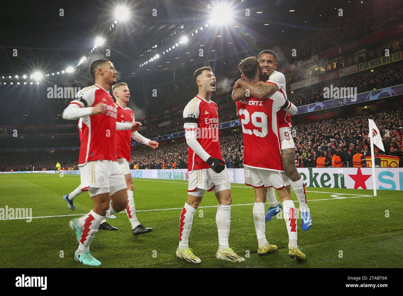 Arsenal hi-res stock photography and images - Alamy