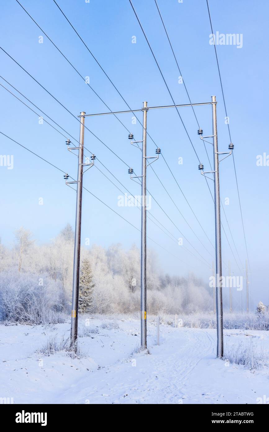 Powerline winter hi-res stock photography and images - Alamy