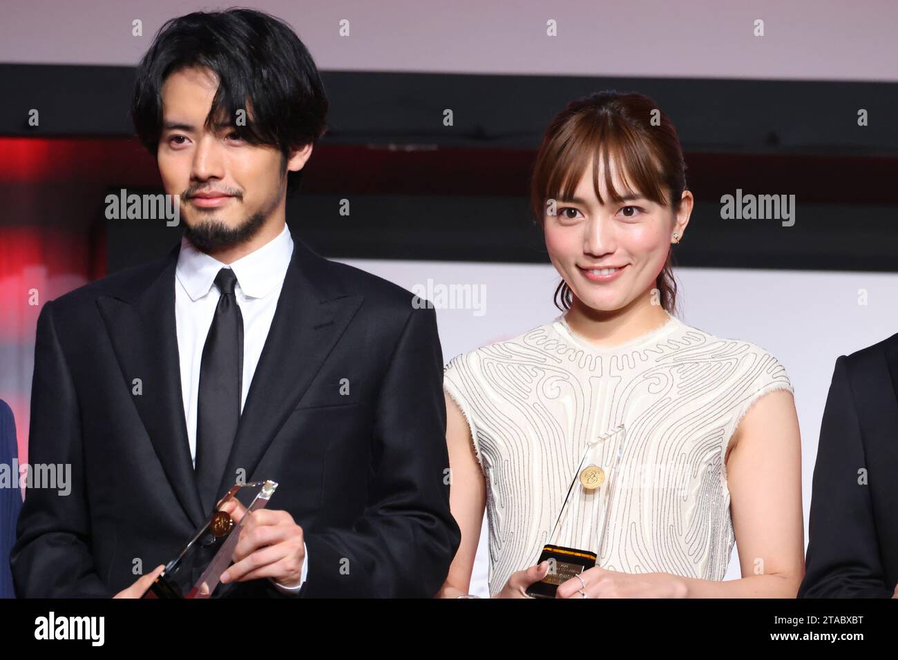 (L-R) Eiji Akaso, Haruna Kawaguchi, Nov 29, 2023 : 52nd Best Dresser Awards ceremony in Tokyo ...