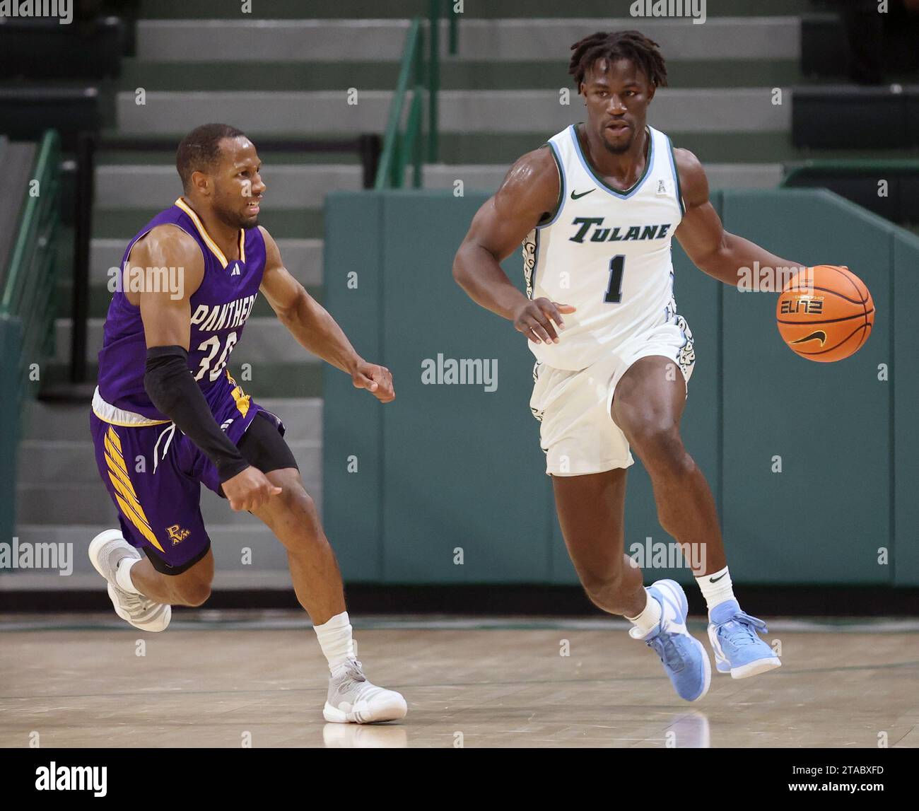 New Orleans, USA. 29th Nov, 2023. Tulane Green Wave guard Sion James (1 ...