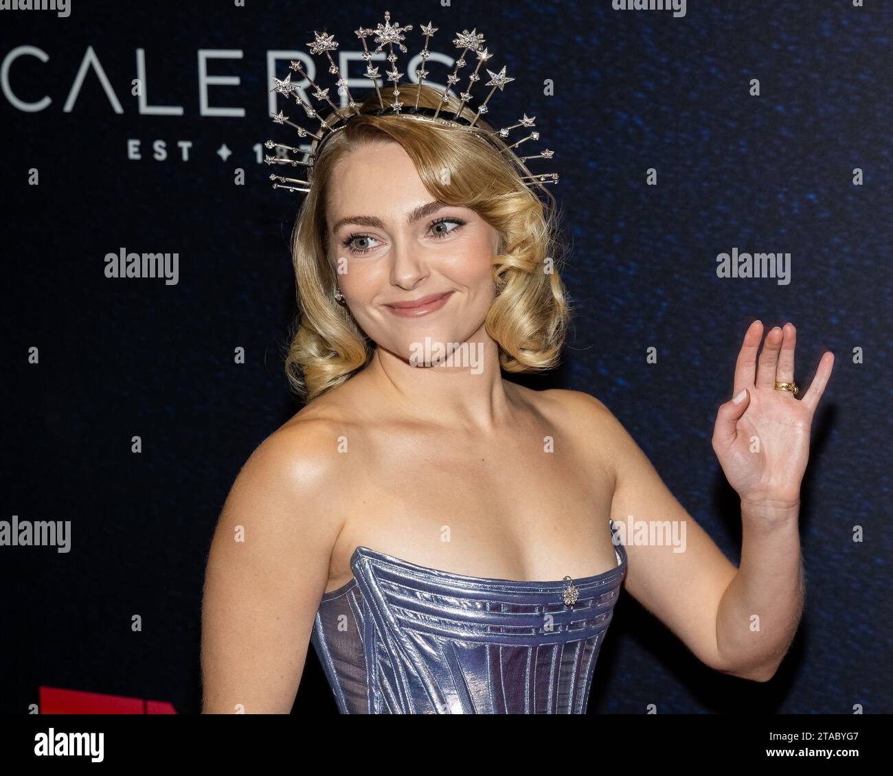 Anna sophie robb hi-res stock photography and images - Alamy