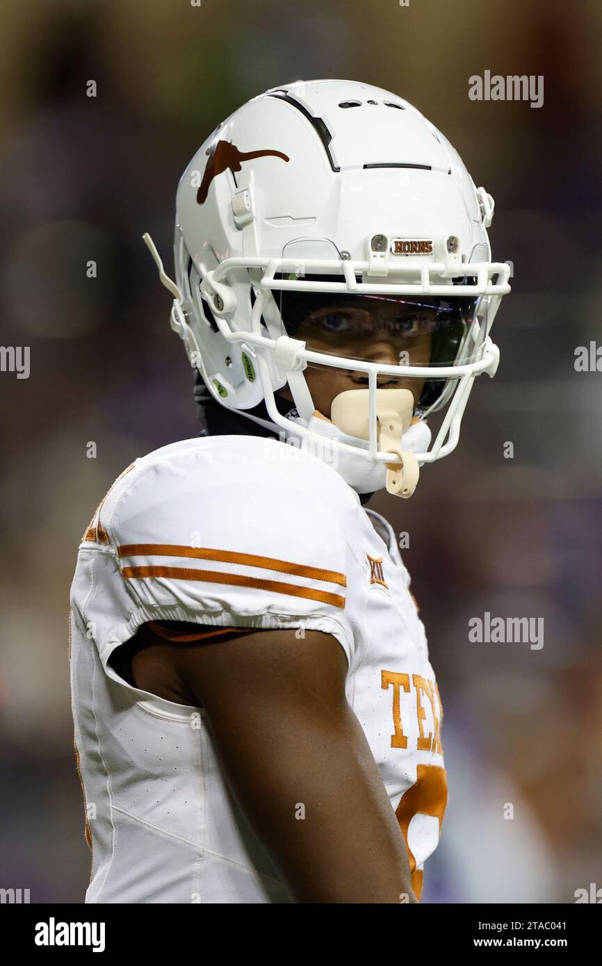 Texas wide receiver Adonai Mitchell (5) during an NCAA college football ...