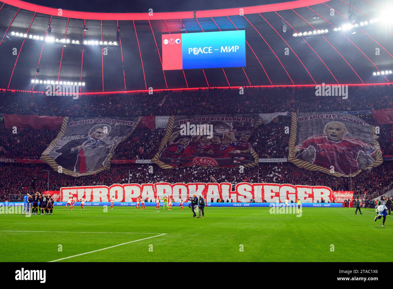 Munich, Germany. 29th Nov, 2023. Football fans of Bayern Munich seen on ...