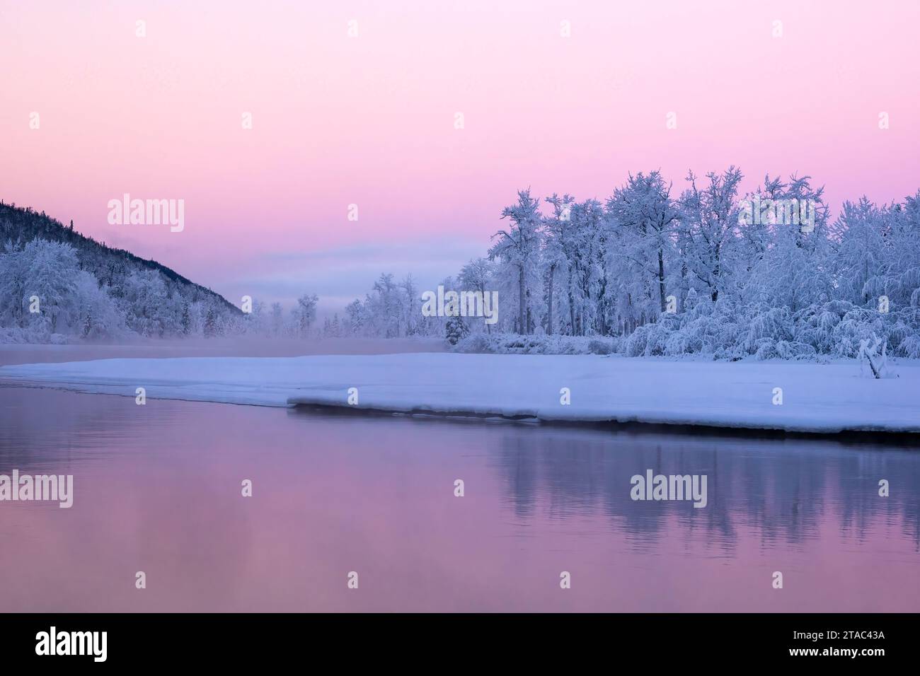 Winter river sunrise hi-res stock photography and images - Alamy