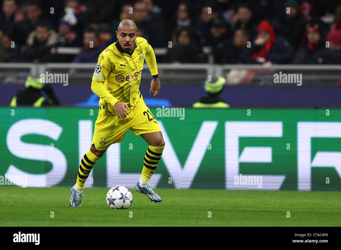 Donyell malen champions league hi-res stock photography and images - Alamy