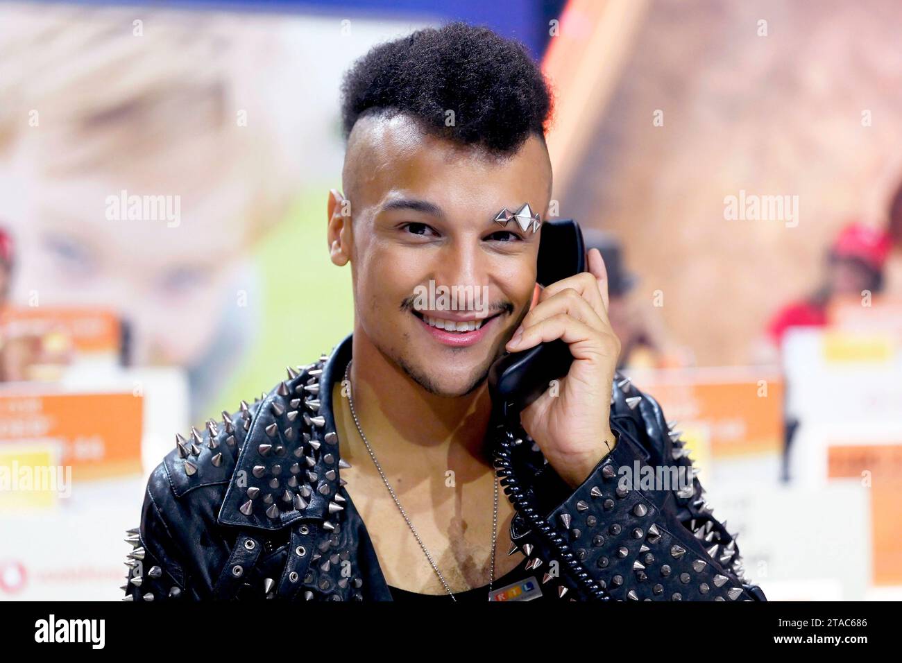 Sänger Prince Damien beim 28. RTL-Spendenmarathon 2023 in den EMG ...