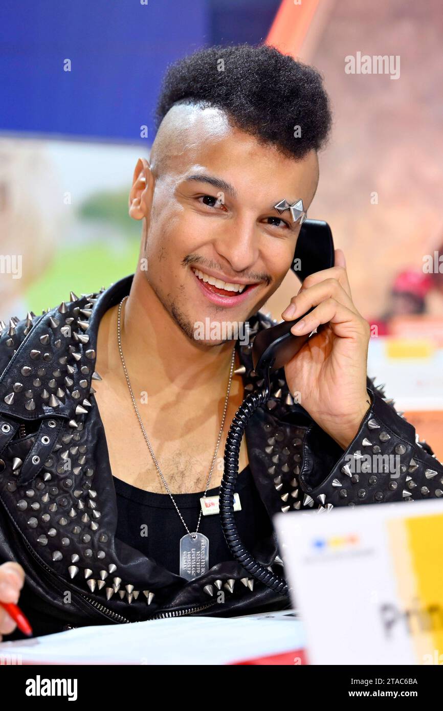 Sänger Prince Damien beim 28. RTL-Spendenmarathon 2023 in den EMG ...