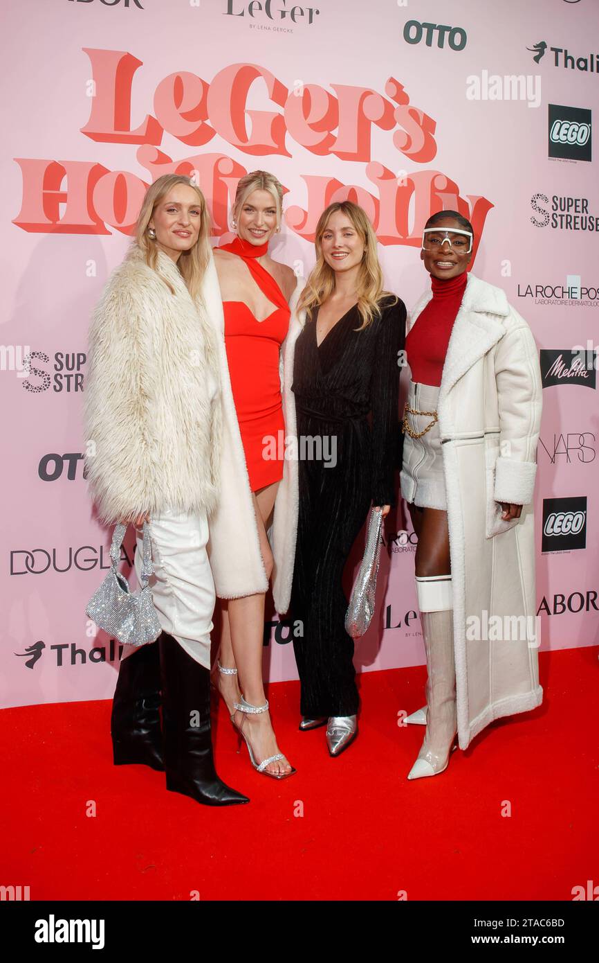 LeGer - Holly Jolly Christmas Party Carmen Kroll, Lena Gercke, Marlies Pia Pfeifhofer und ...