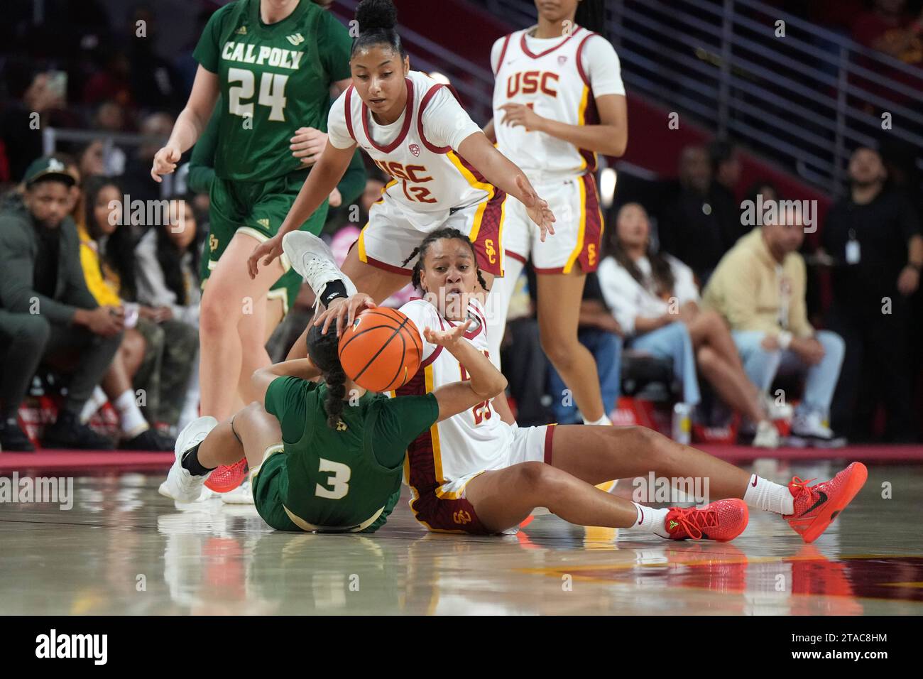 Southern California Trojans guard McKenzie Forbes (25) and guard JuJu ...