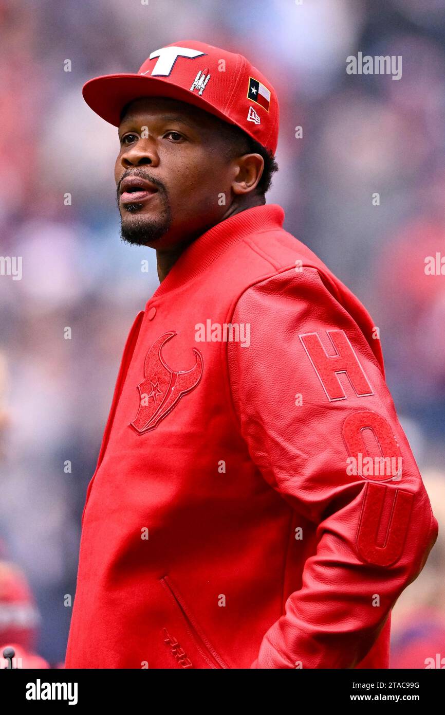 Former Houston Texans wide receiver Andre Johnson walks out during ...