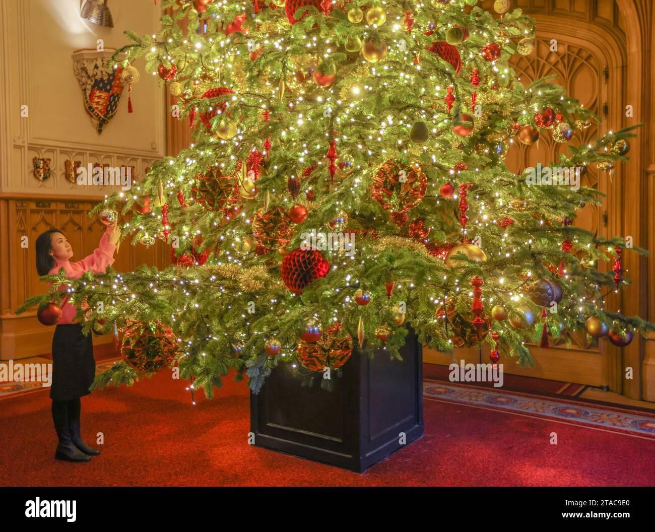 Windsor Castle, Berkshire 30 Nov 2023 This year's Christmas display at ...